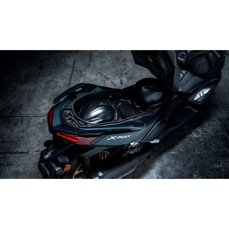 Yamaha Xmax 300 Tech max model 2024