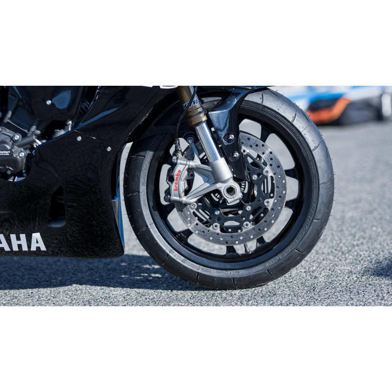 Yamaha R1 GYTR, model 2025