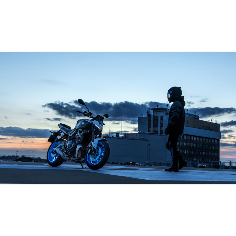 Yamaha MT-07, model 2025